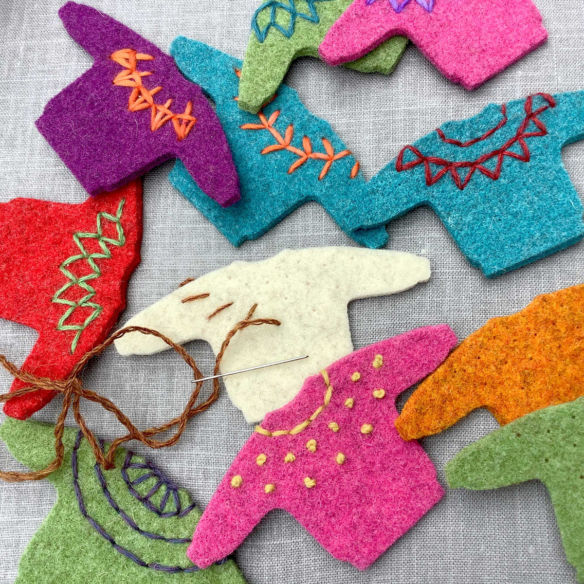 Festive Jumpers to Decorate | Felt Jumper Decoration | Joe's Toes